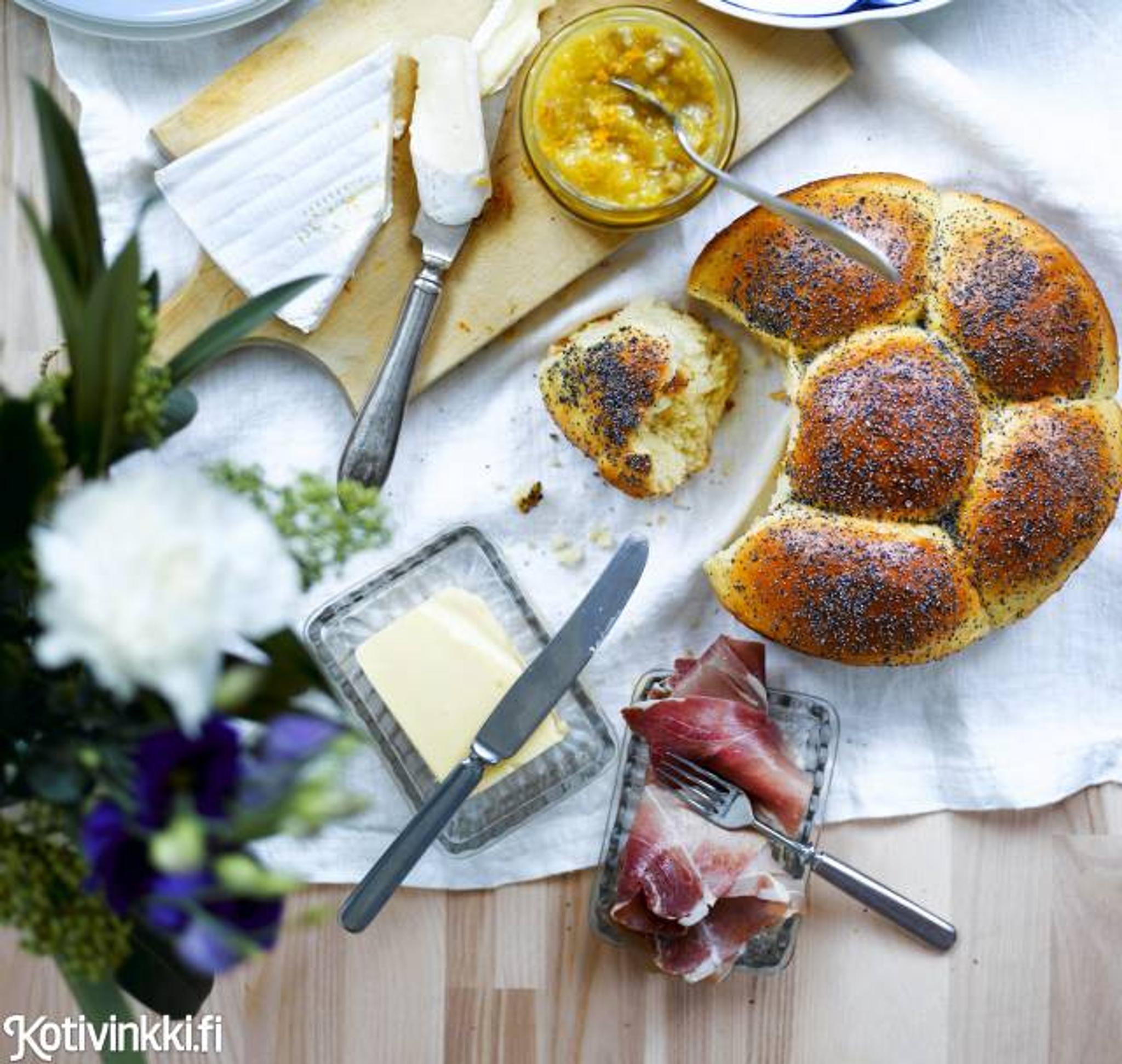 Äitienpäiväbrunssi – poimi reseptit ja pistä pöytä koreaksi | Kotivinkki