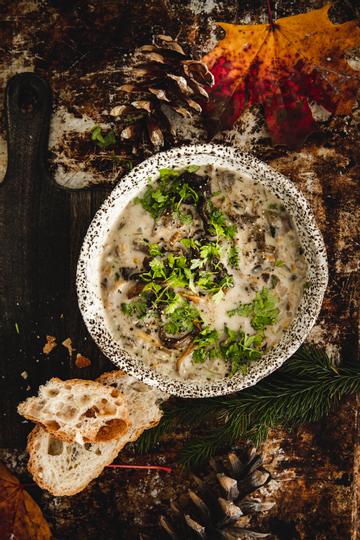 Vappu Pimiän sienikeitto – katso ohje! | Maku