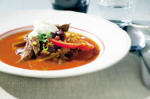 Unkarilainen lihapata – katso resepti! | Maku