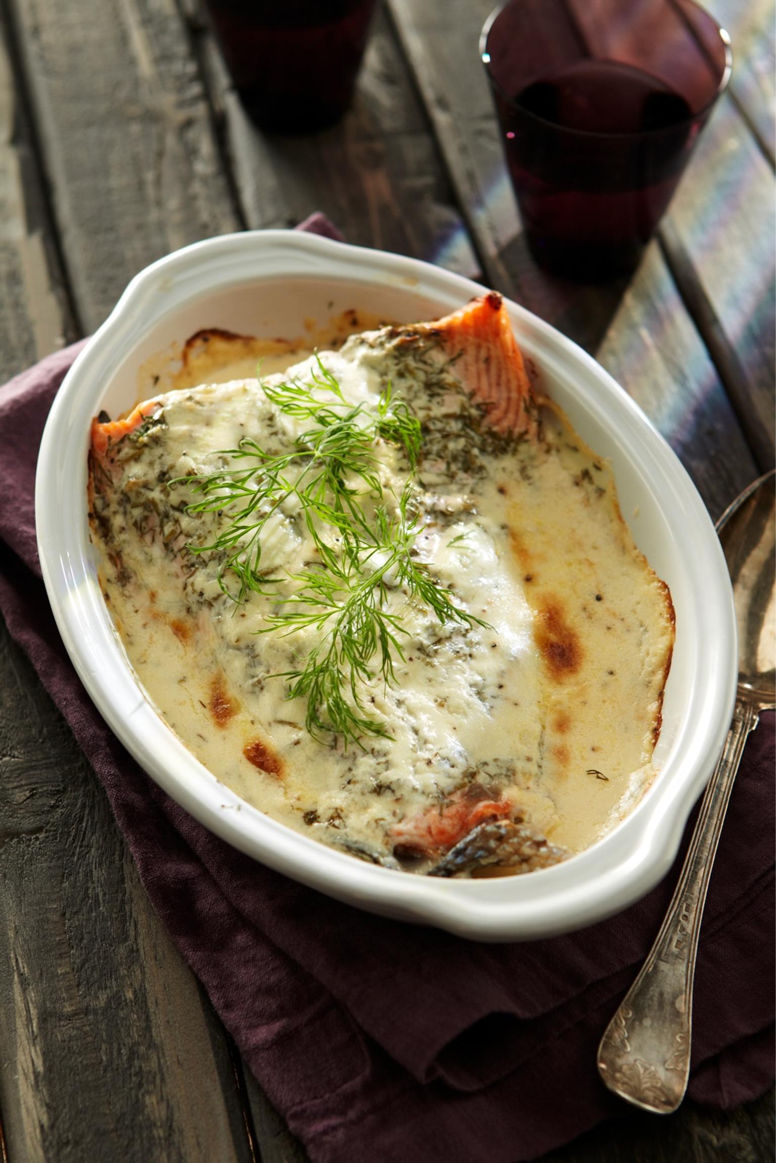 Perinteinen uunilohi – katso ohje! | Maku