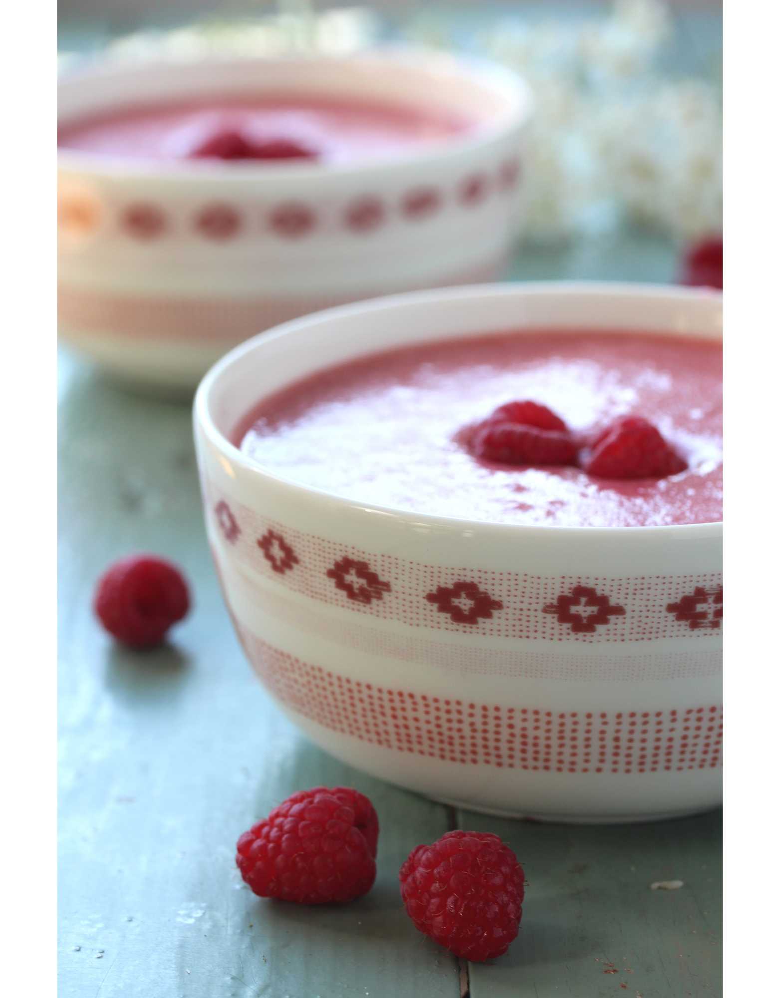 Vadelmainen vispipuuro | Maku