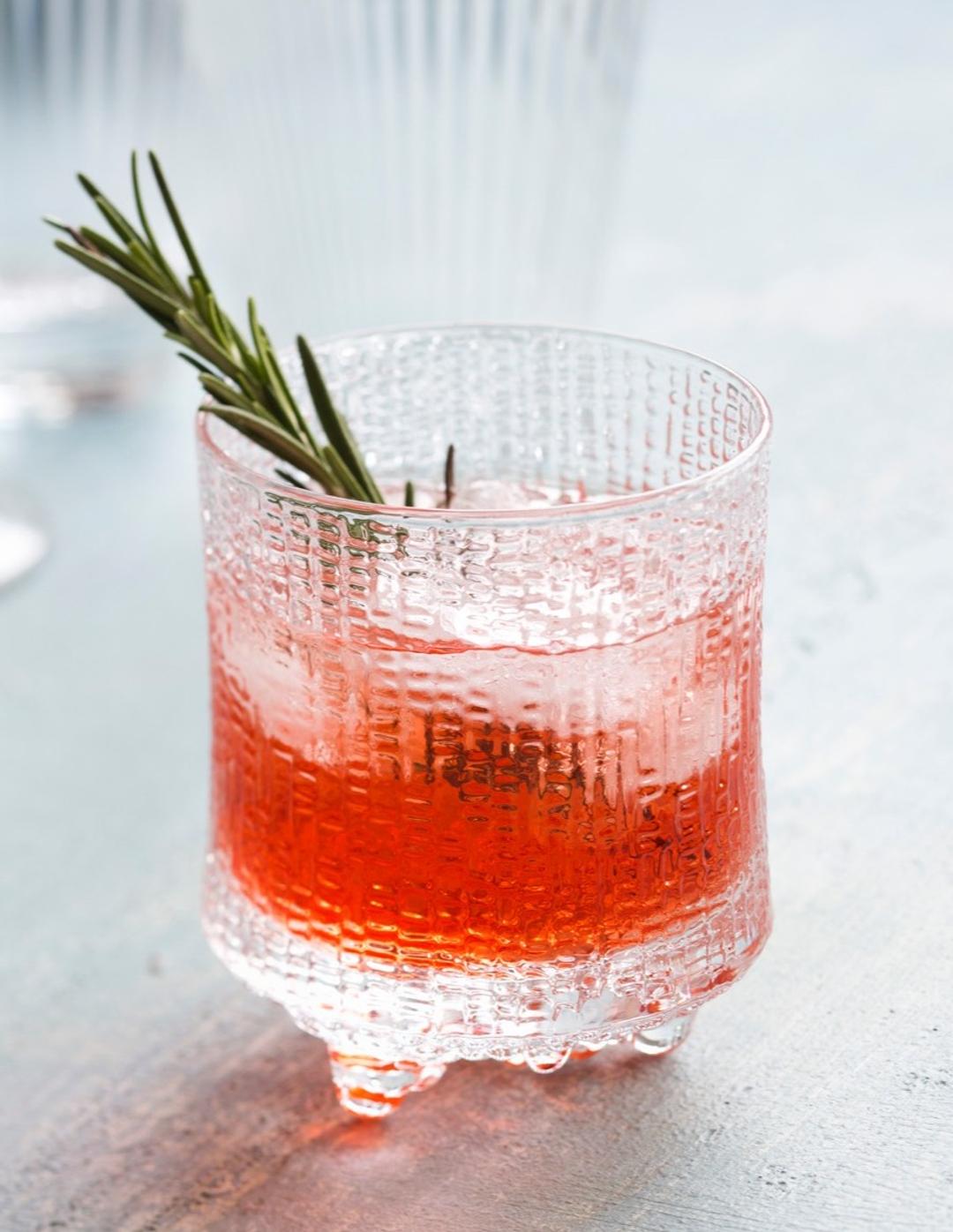 Helpot drinkit kotona – katso reseptit! | Kotona