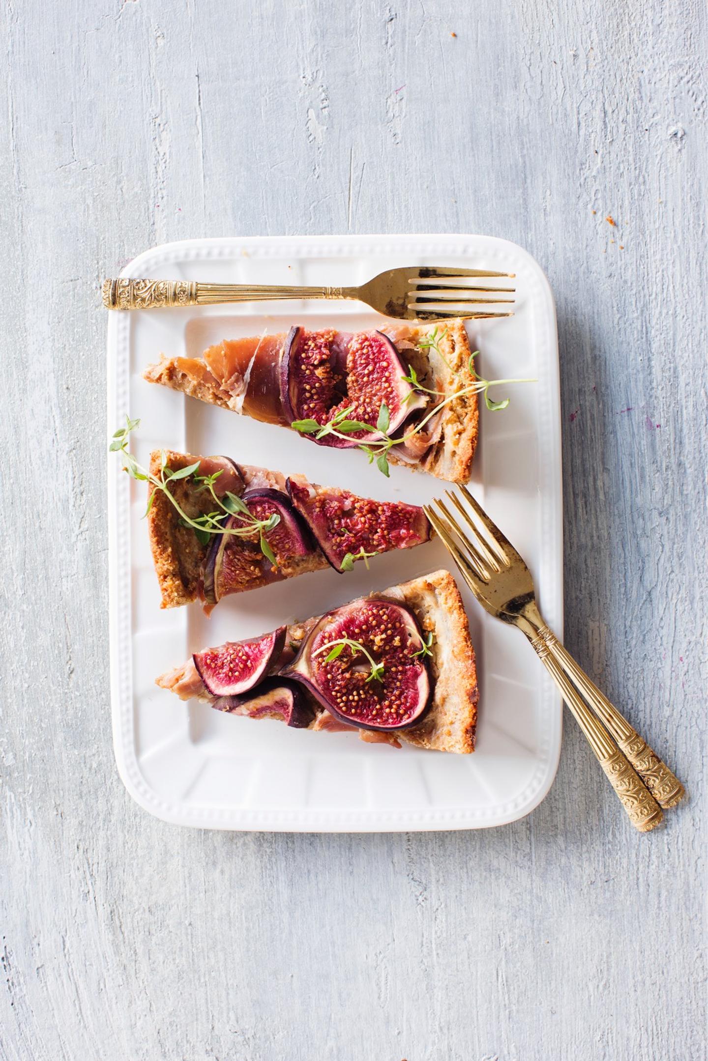 Viikuna-prosciuttopiirakka – katso ohje! | Maku