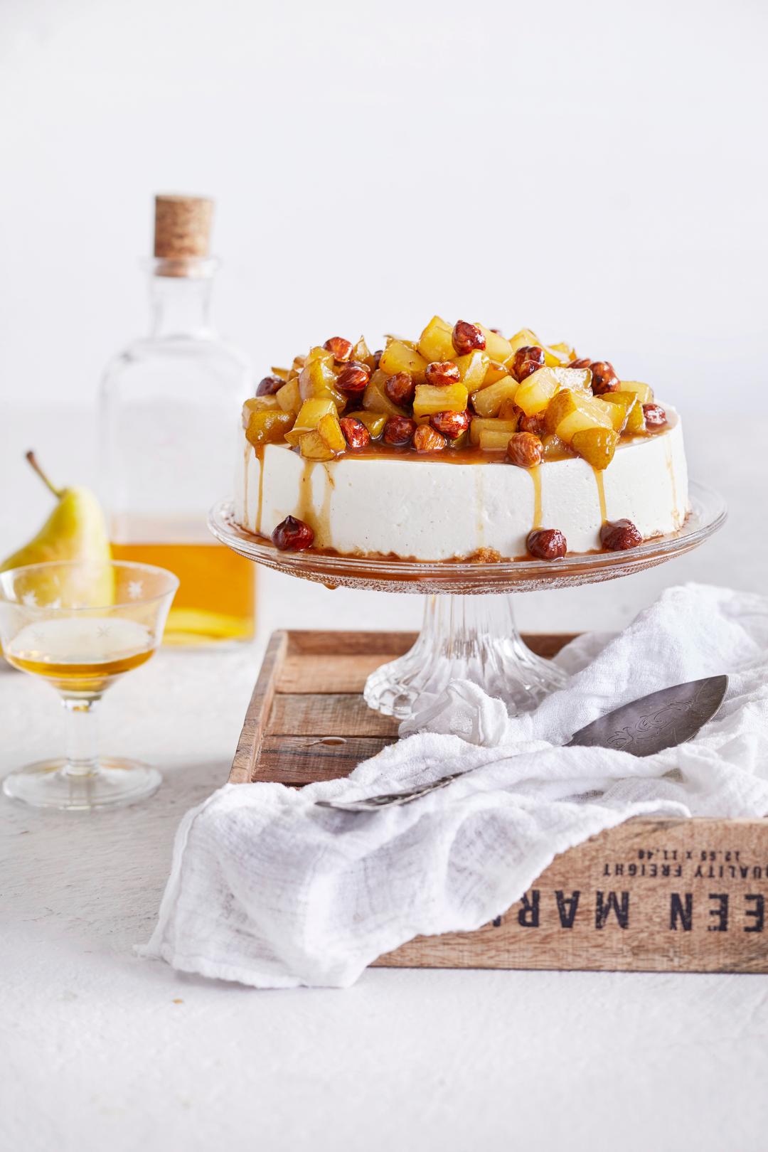 Päärynä-kinuskikakku – katso resepti! | Maku