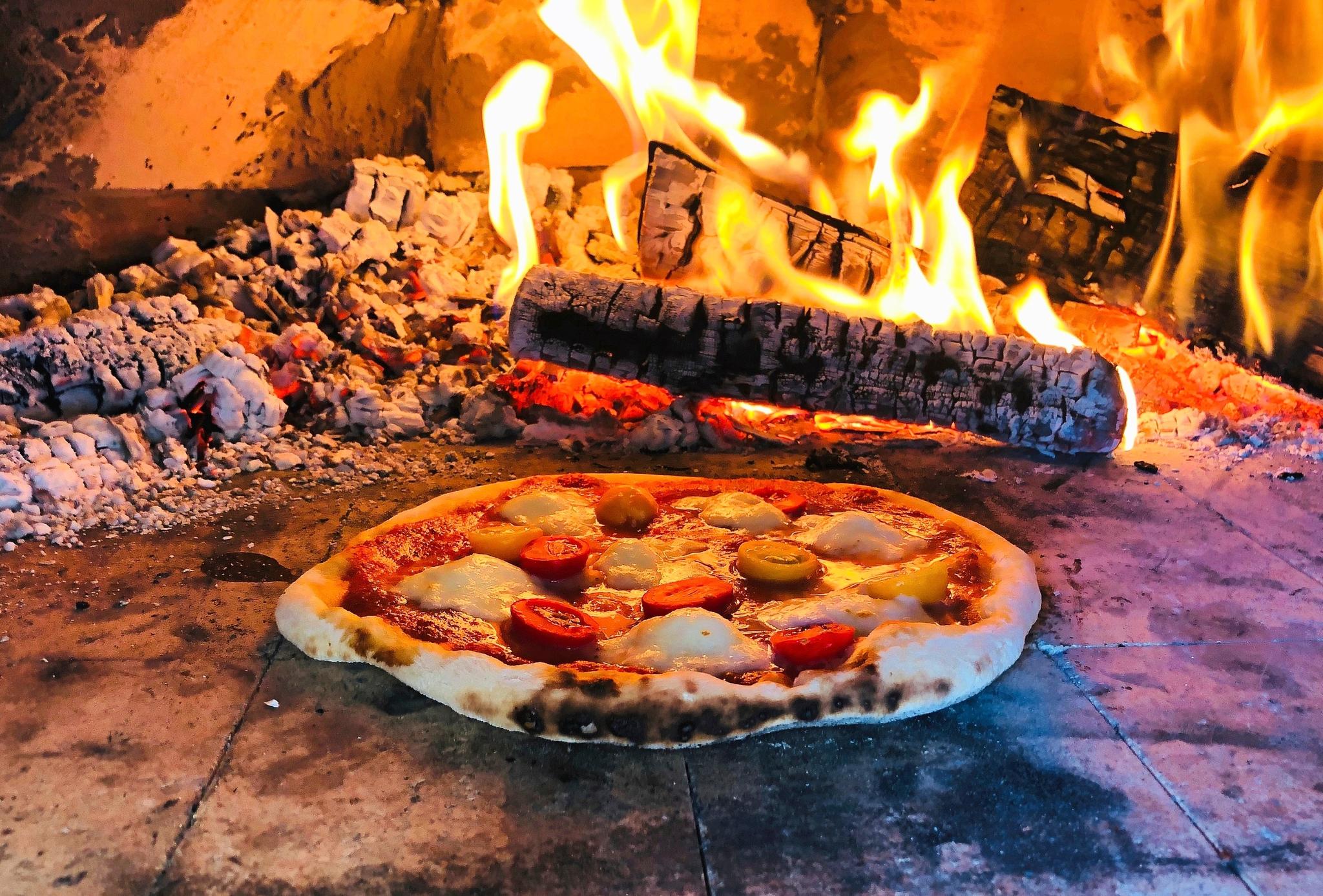 Pizzauuni – ohje rakentamiseen | Meidän Mökki