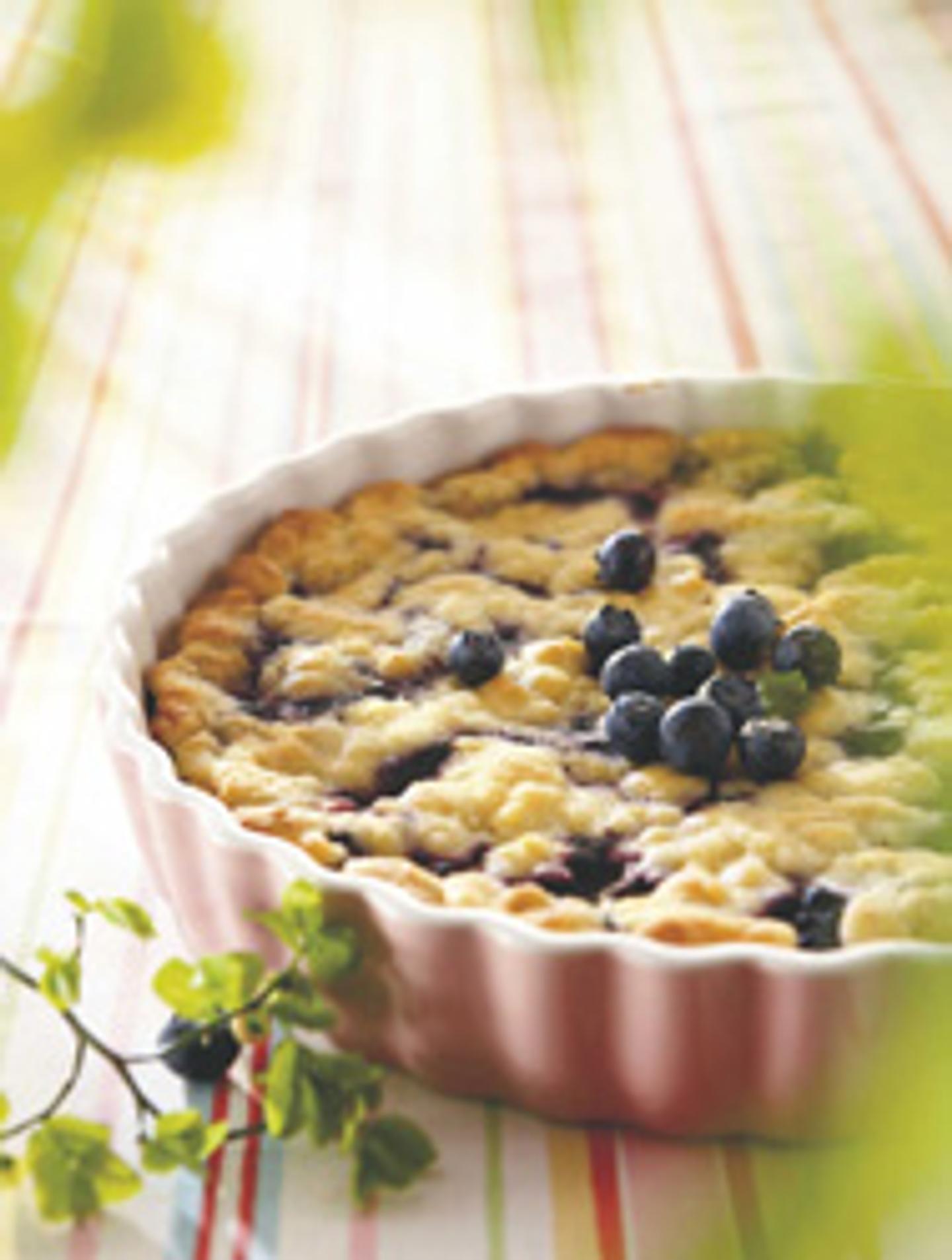 Manteli-mustikkapiirakka – katso resepti | Maku