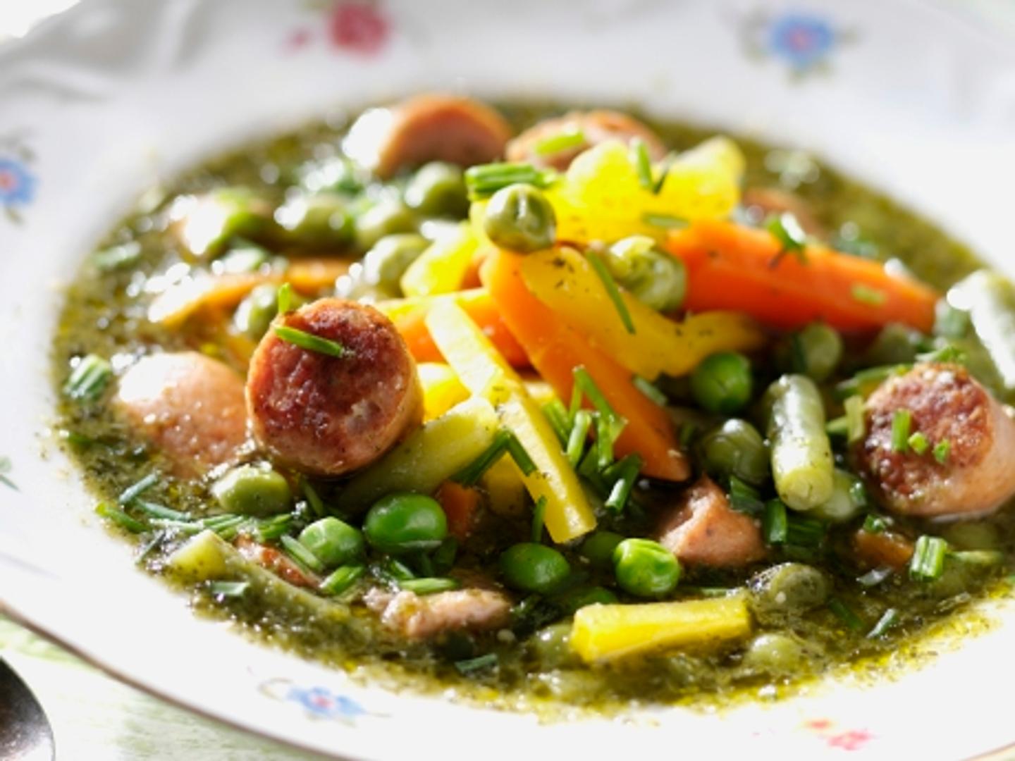 Vihreä nakkikeitto | Meillä kotona