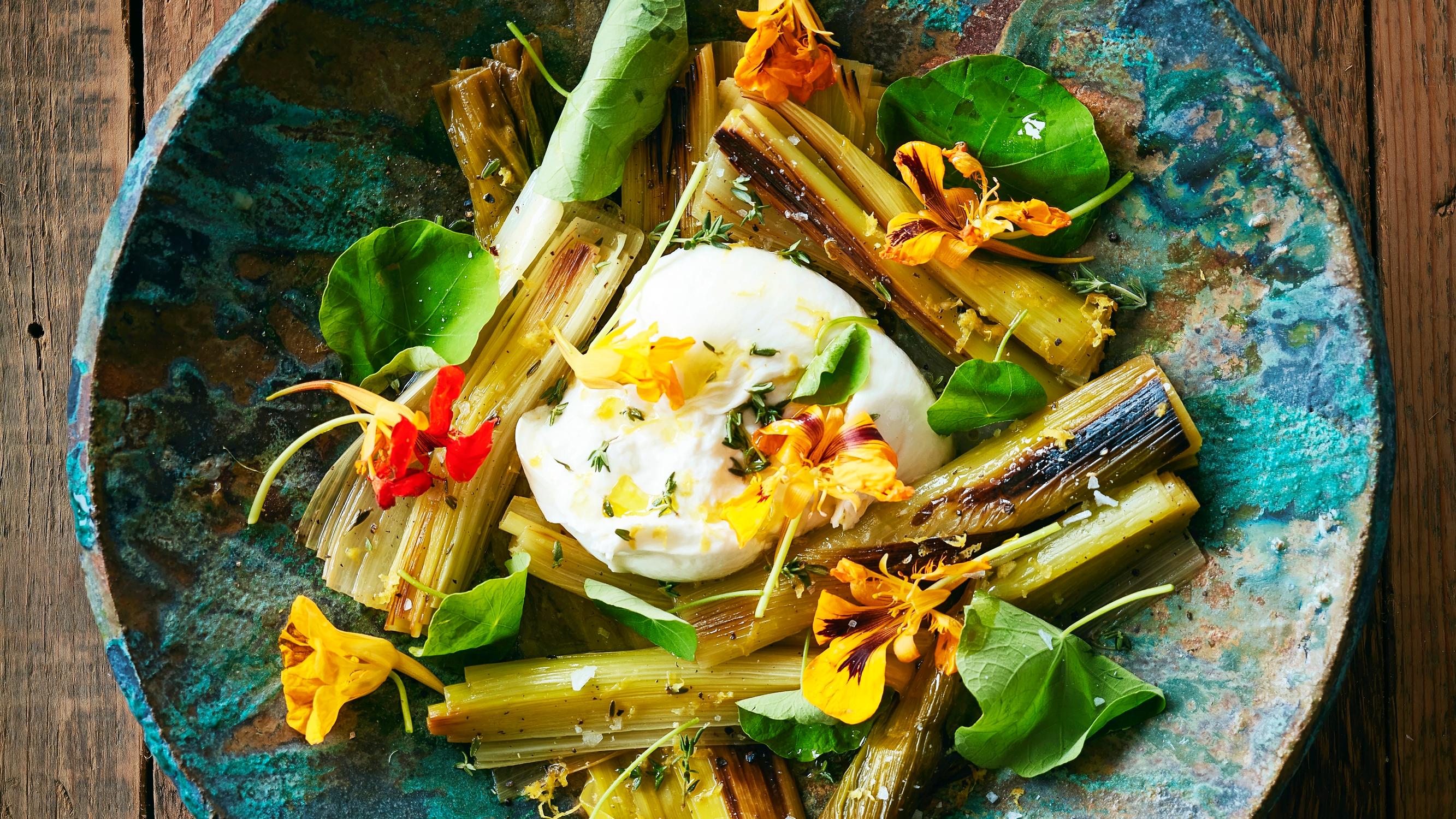 Hauduttua purjoa ja burratajuustoa – katso ohje! | Maku