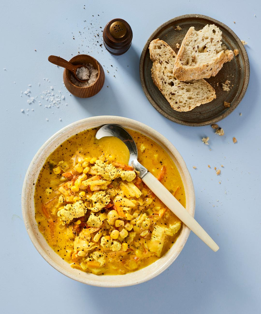 Cheddar-kanakeitto – katso resepti! | Maku