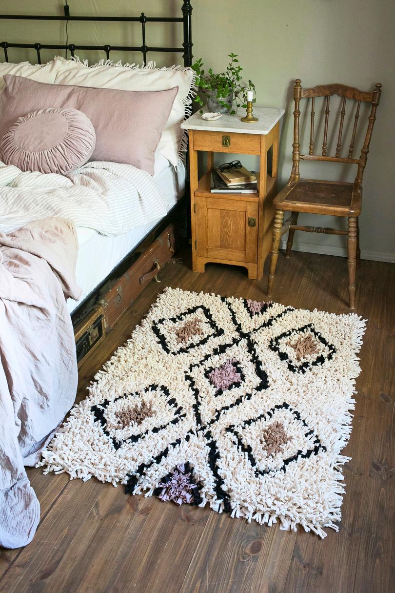 Matto vanhoista vaatteista – katso ohje! | Meillä kotona