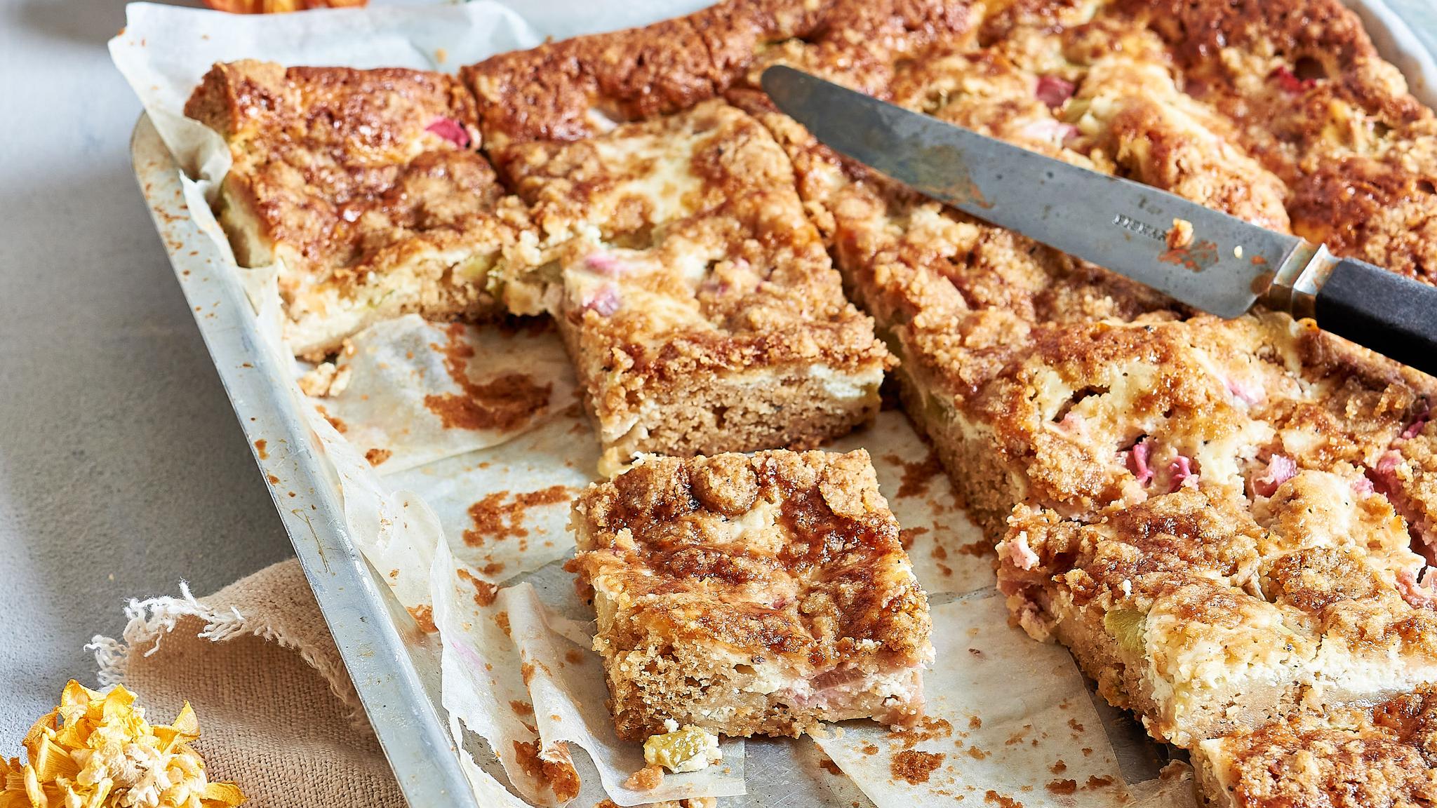 Raparperin pakastaminen – katso vinkit! | Meillä kotona