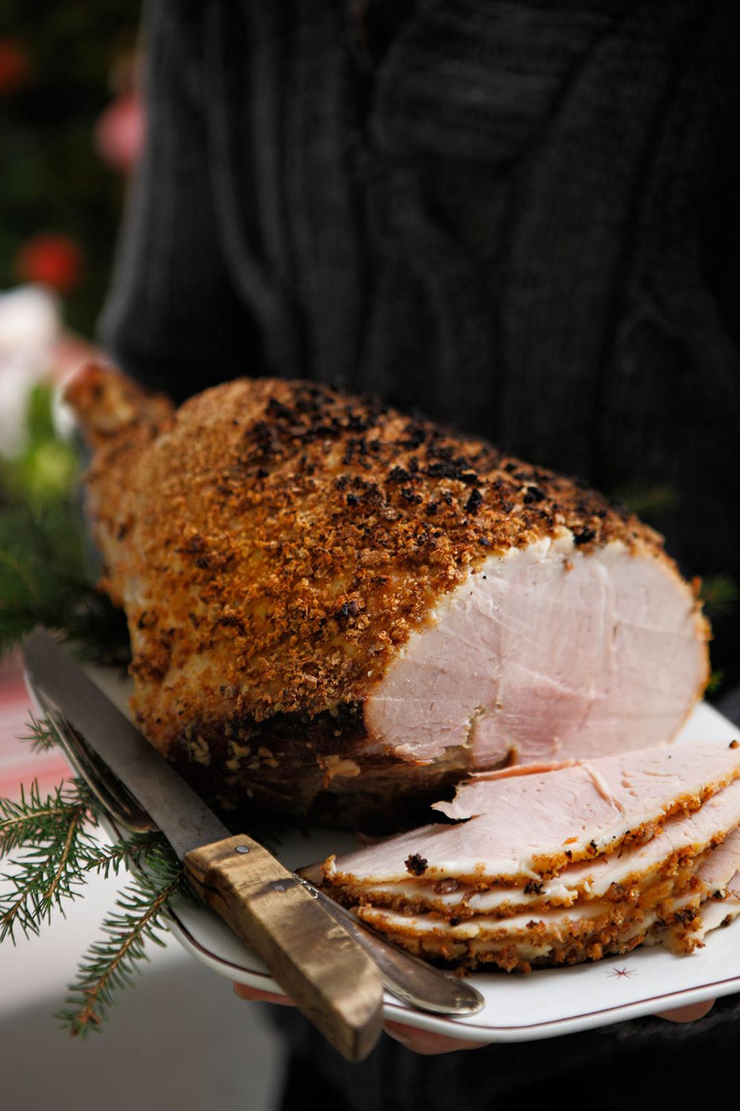 Millainen joulukinkku juhlapöytään? Lue vinkit valintaan | Meillä kotona