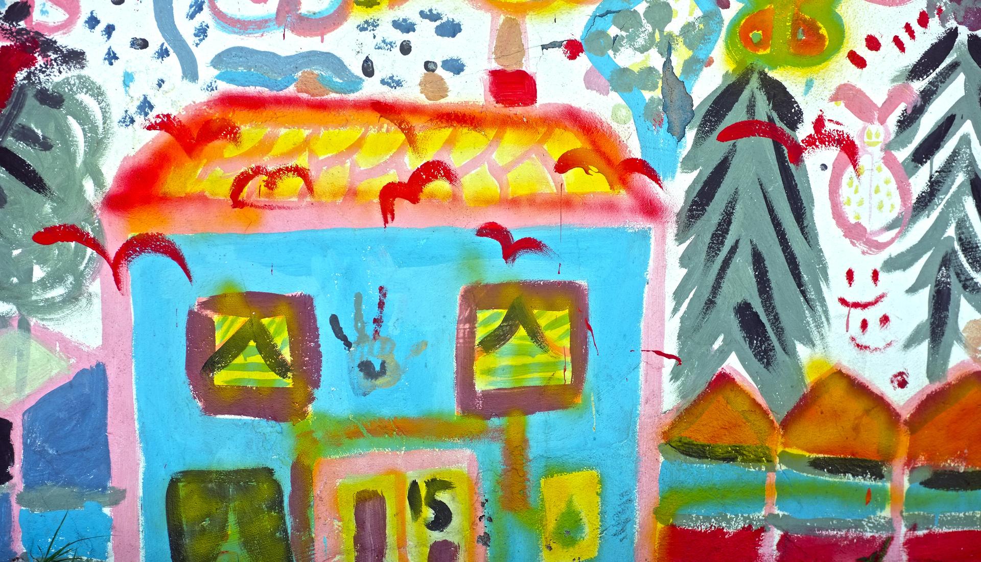 Mitä tehdä lapsen piirustuksille? Ammattijärjestäjä vastaa | Kotona