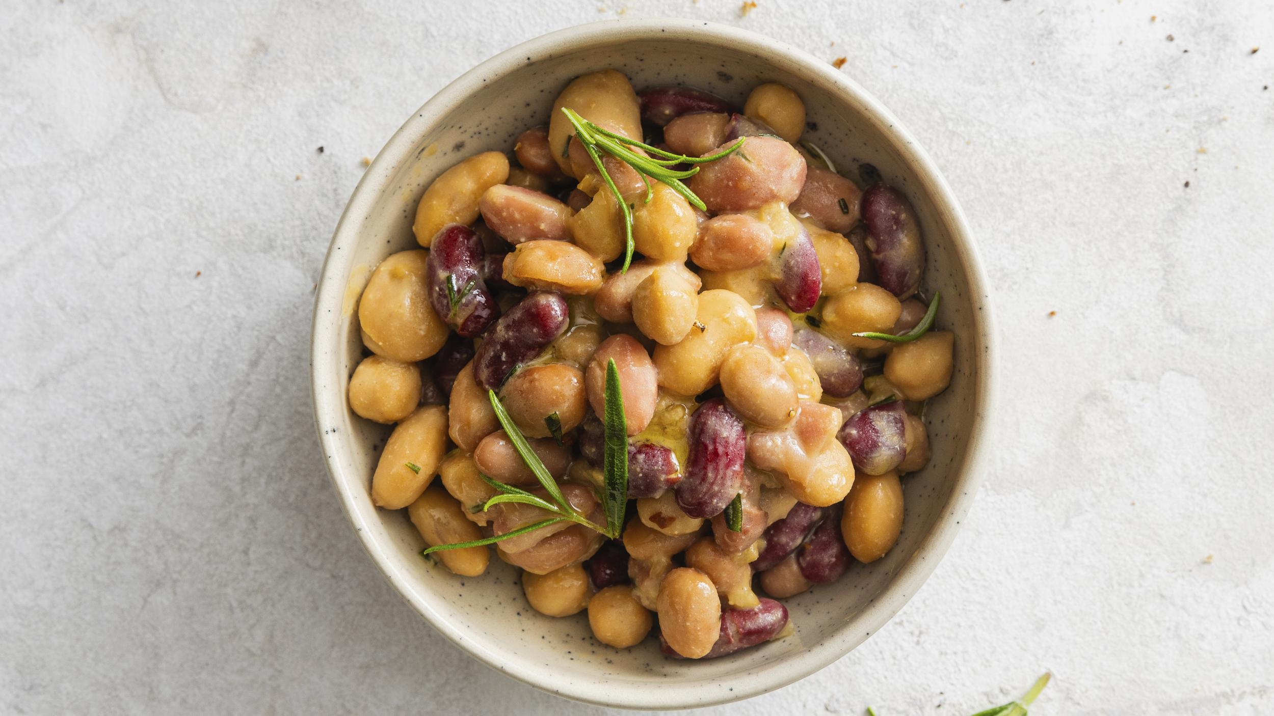 Marinoidut pavut lisukkeeksi ruoalle kuin ruoalle – katso resepti | Maku