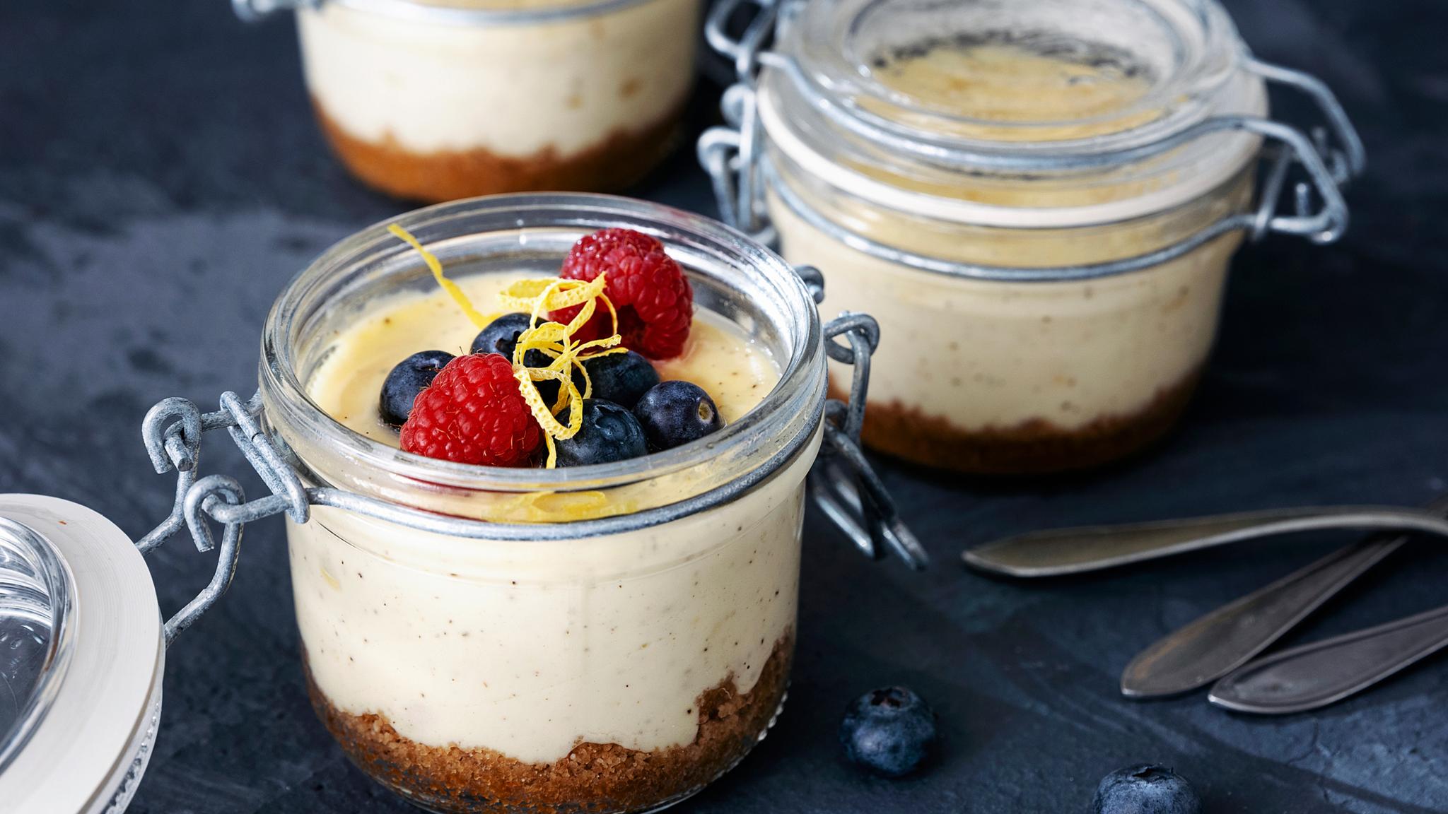 Limoncello spritz -juustokakut – resepti | Maku