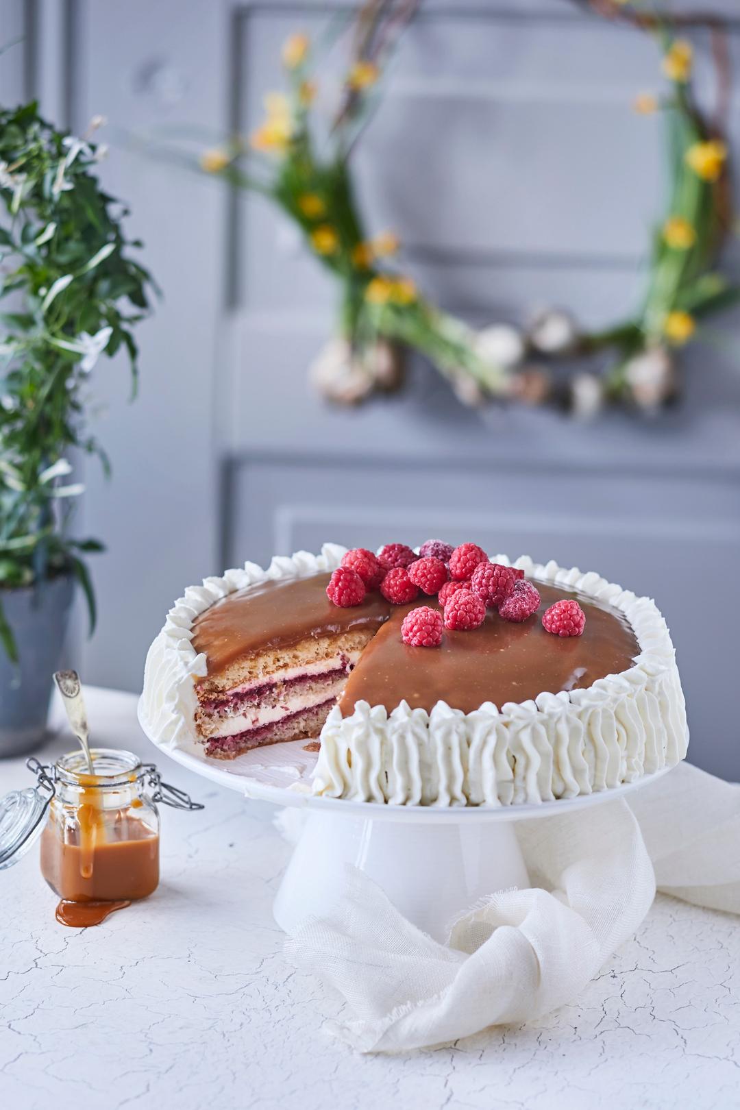 Kinuskikakku – katso ohje! | Maku