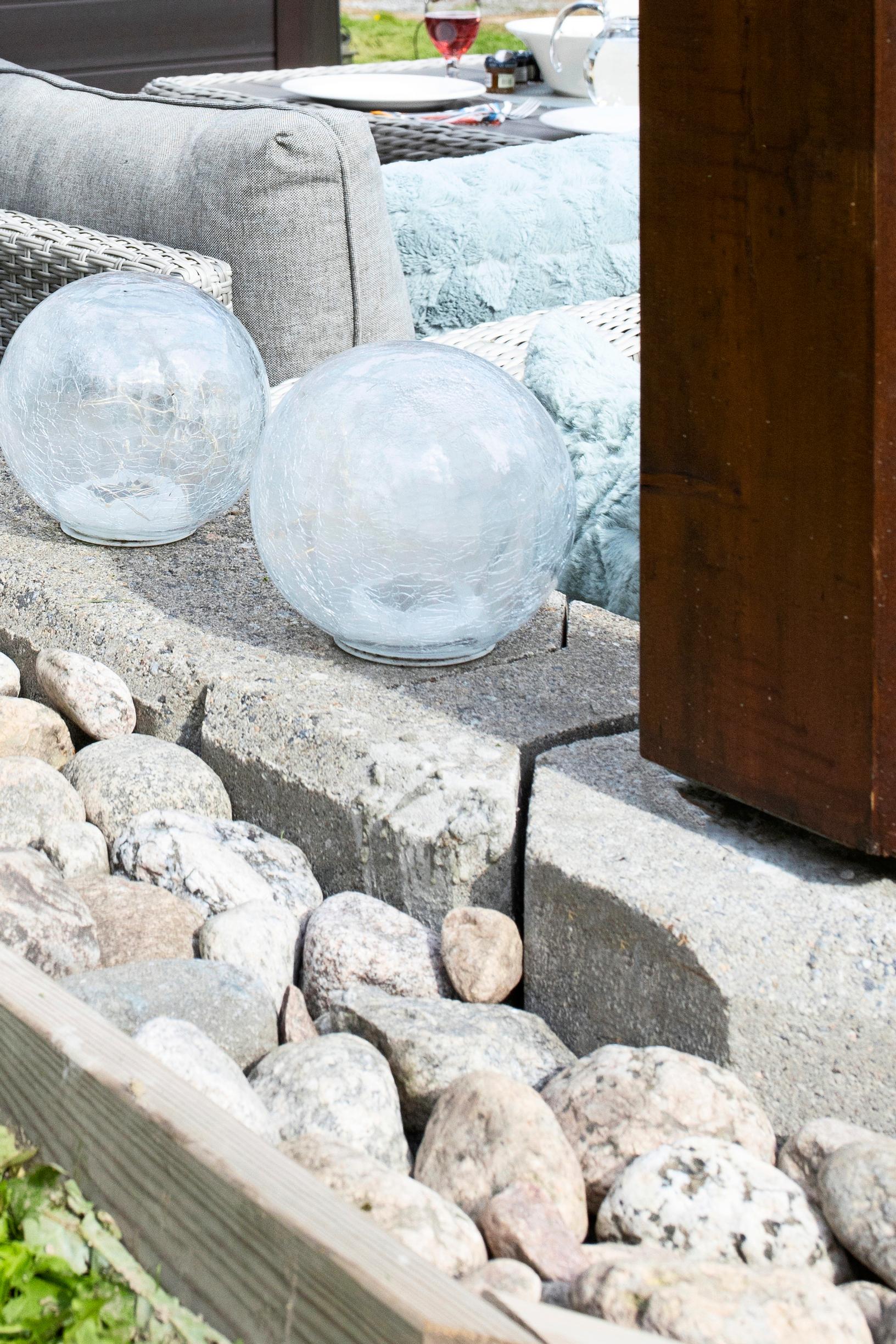 Rinnepihaan viihtyisä terassi | Meidän Talo