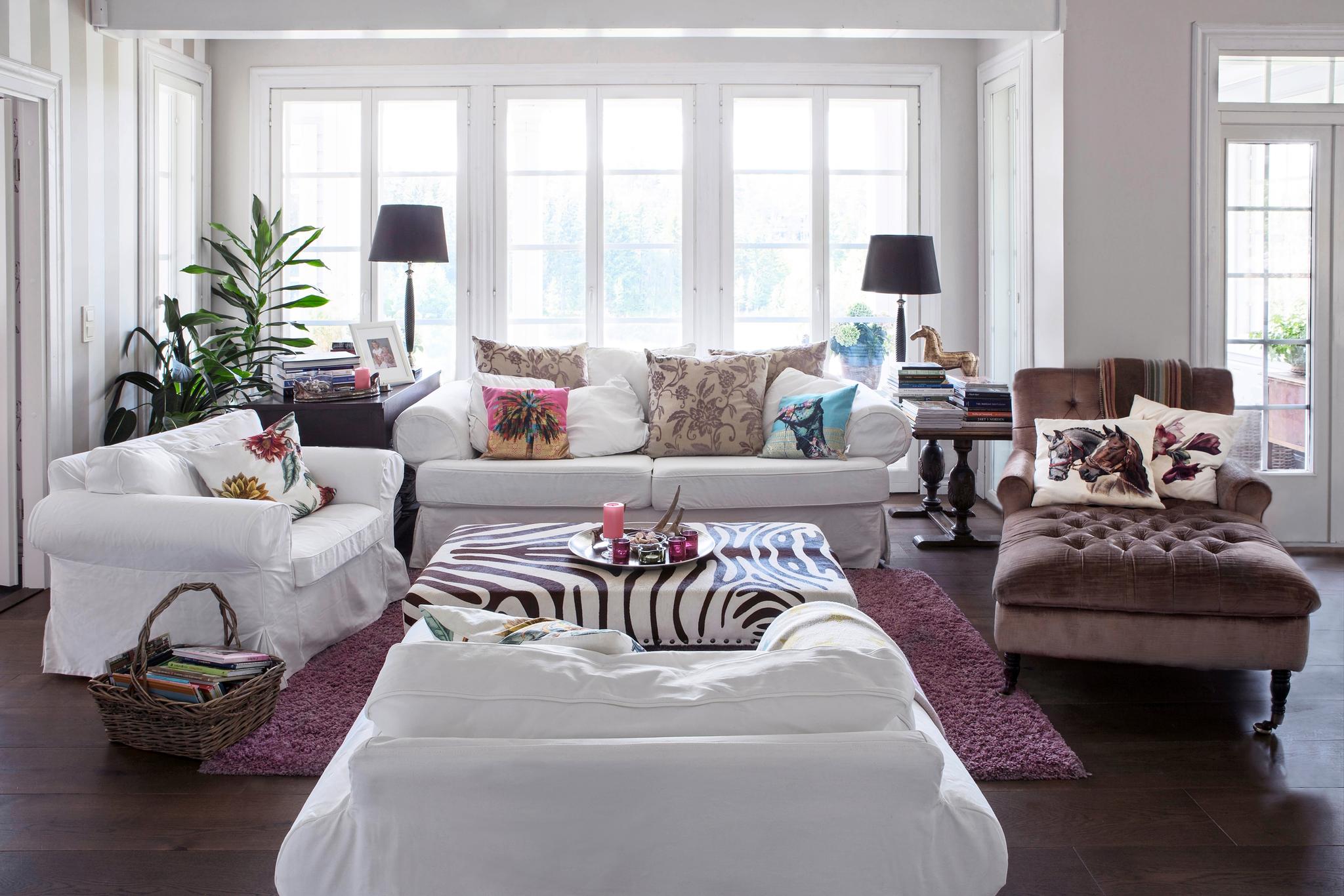 Danielan unelmien talo ja hevostila | Avotakka