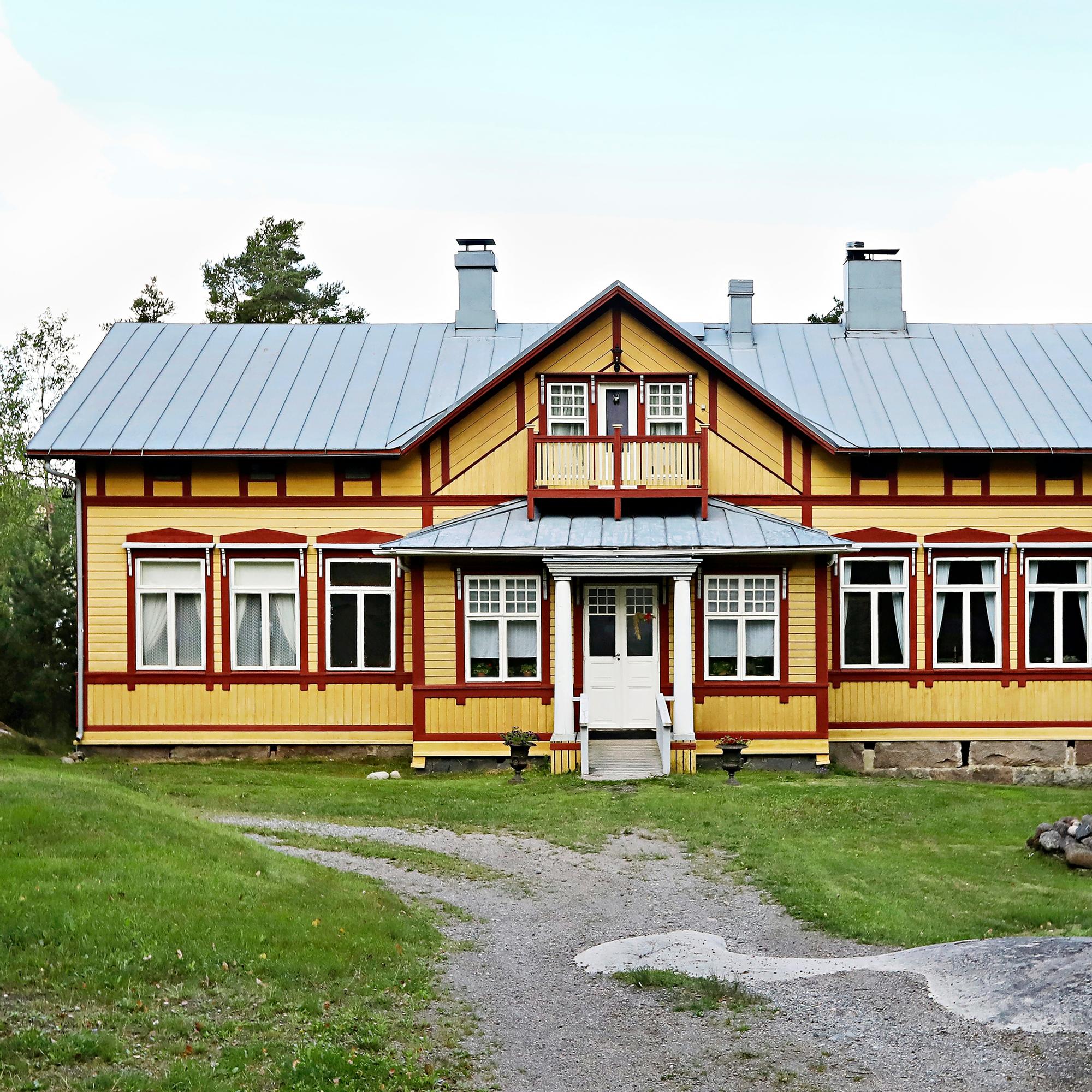 Domarbyn kyläkoulun kunnostus | Meillä kotona