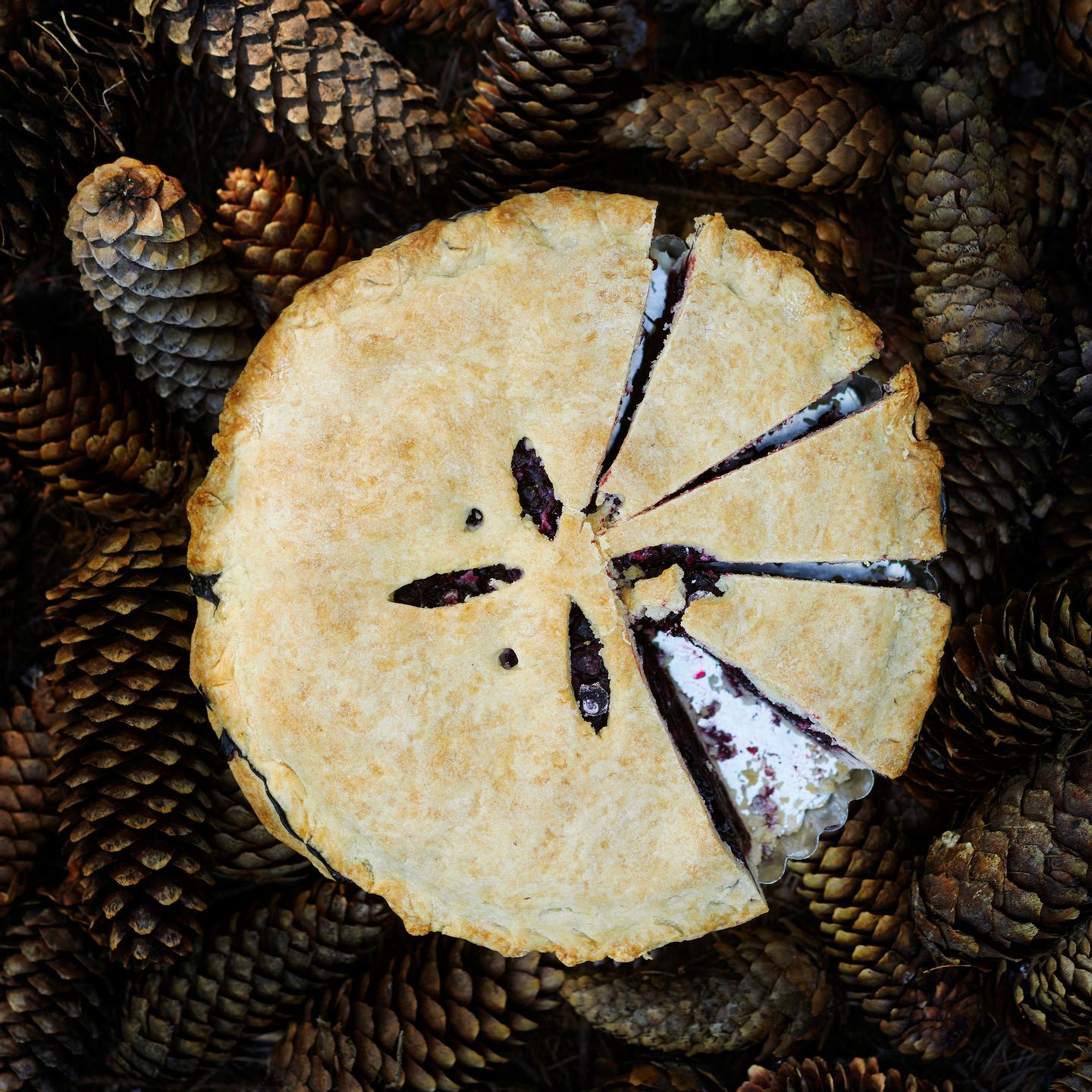 Mummo Ankan mustikkapiirakka – katso resepti! | Maku