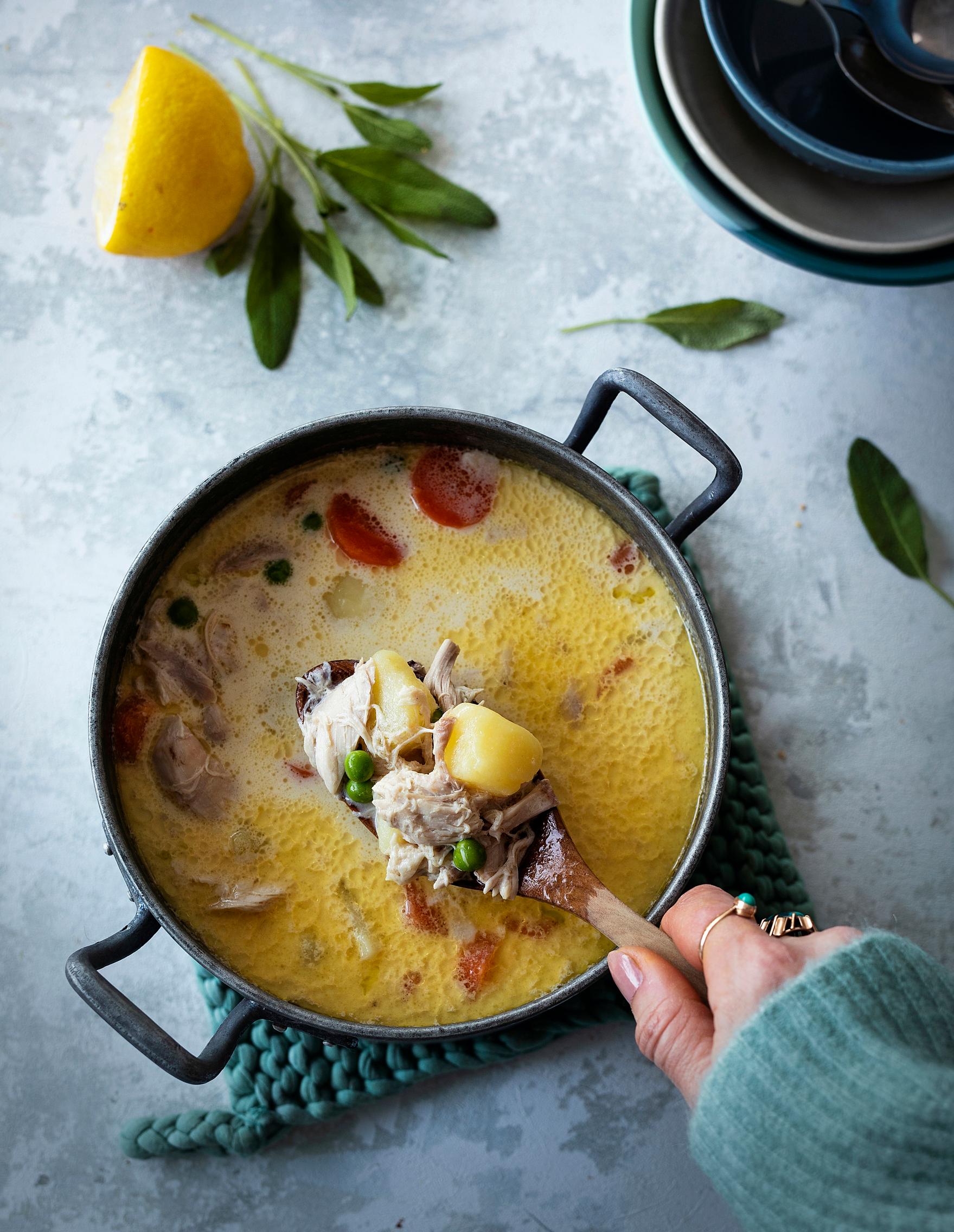 "Paras kanakeitto ikinä" – katso 8 kanasoppaohjetta! | Kotona