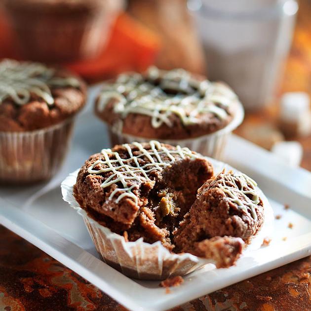 Suklaamuffinit mokkasydämellä | Maku