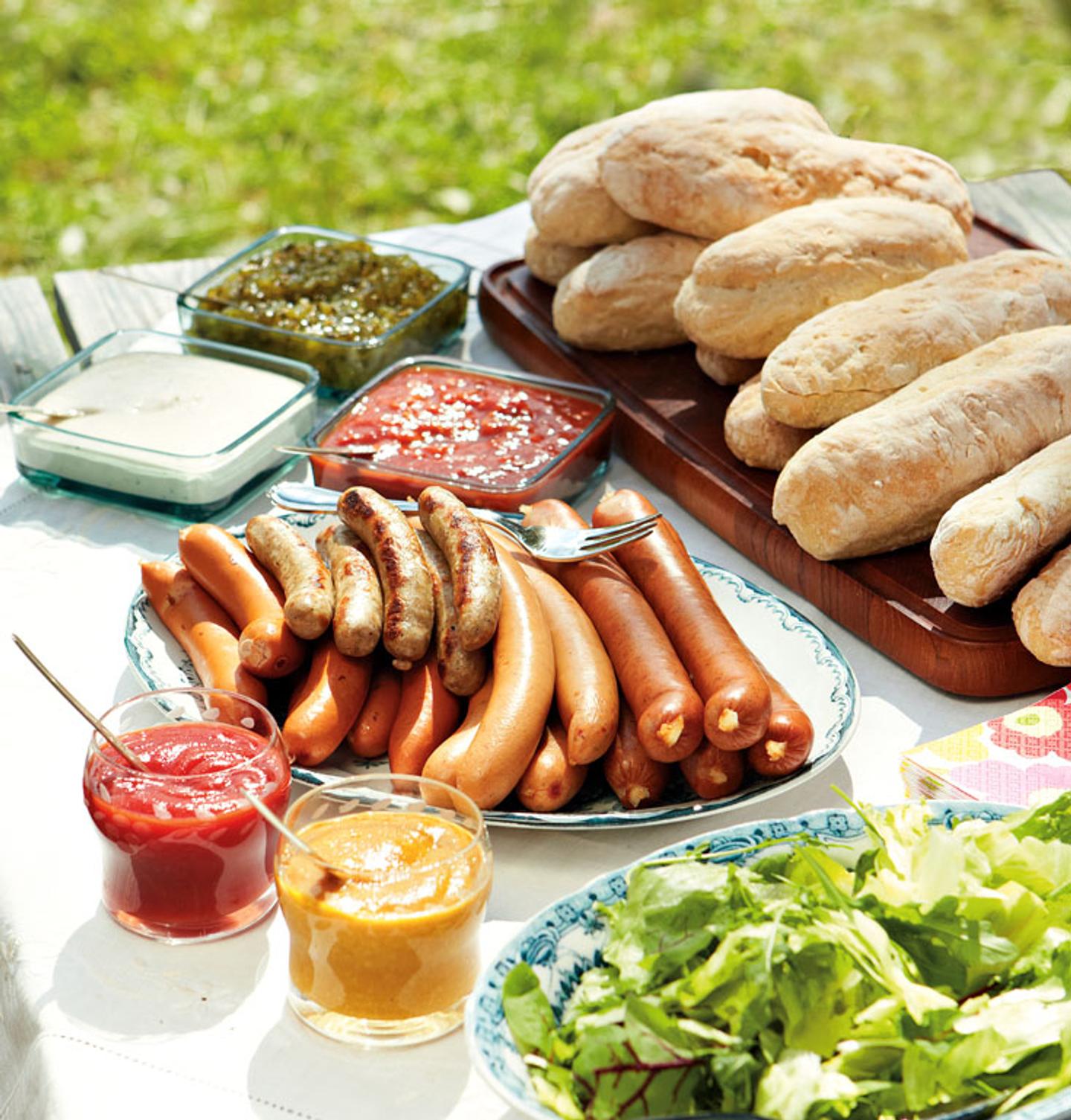 Hot dog -sämpylät – katso ohje! | Maku