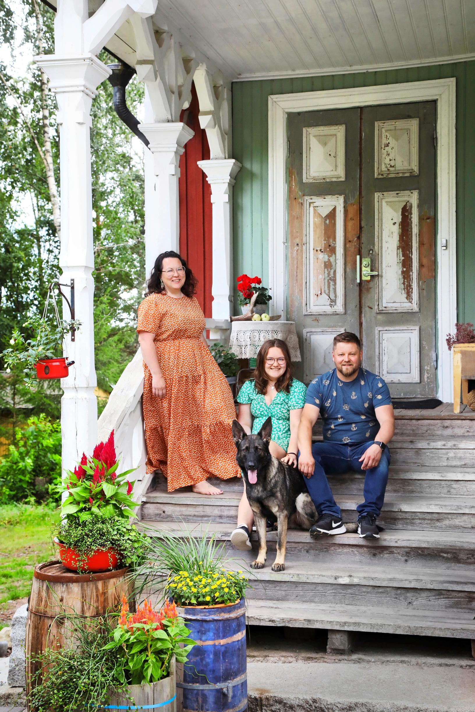 Leenan ja Mikaelin koti kyläkoulussa | Meillä kotona