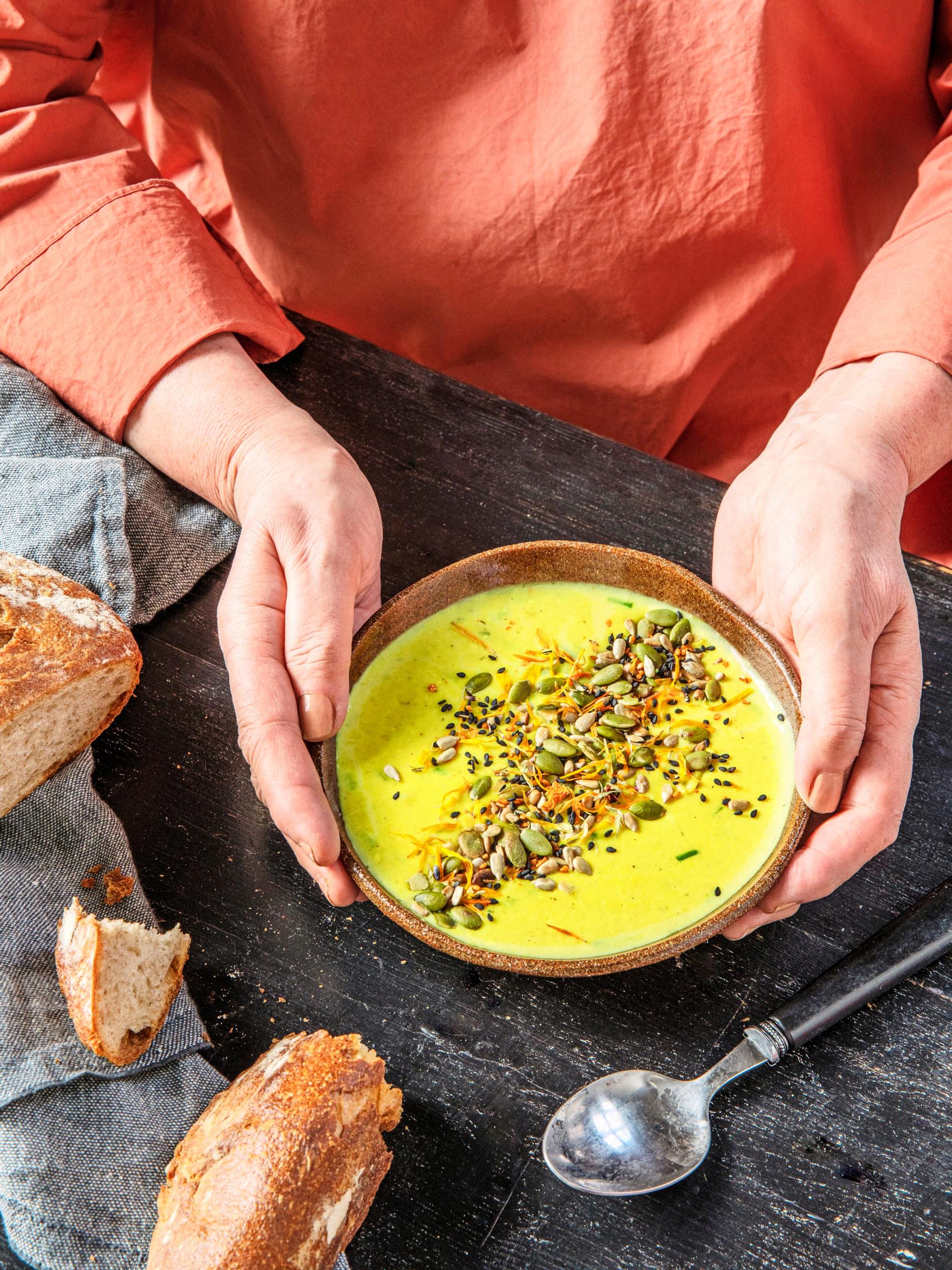 Tomaattinen pelmenikeitto | Maku