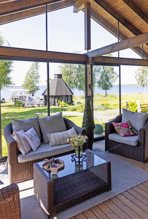 Jeminan ja Moosen koti tehdastyöläisten talossa | Meillä kotona