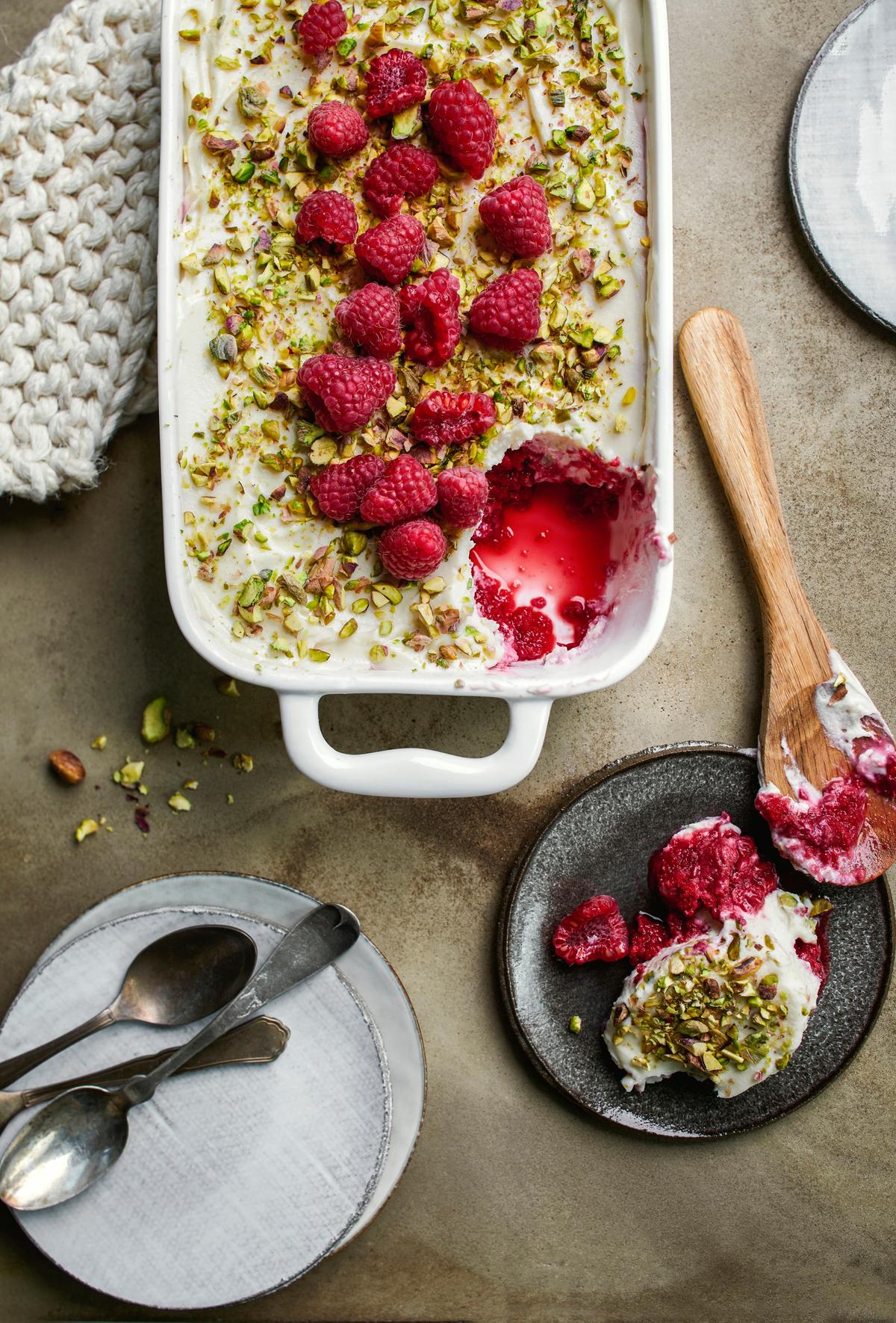 Leivonnaisia pakastemarjoista – katso reseptit | Kotona