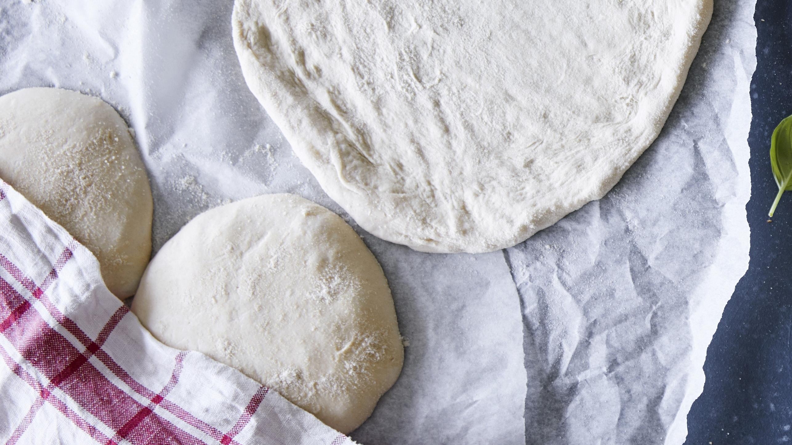 Roomalainen pizza – katso ohje! | Maku