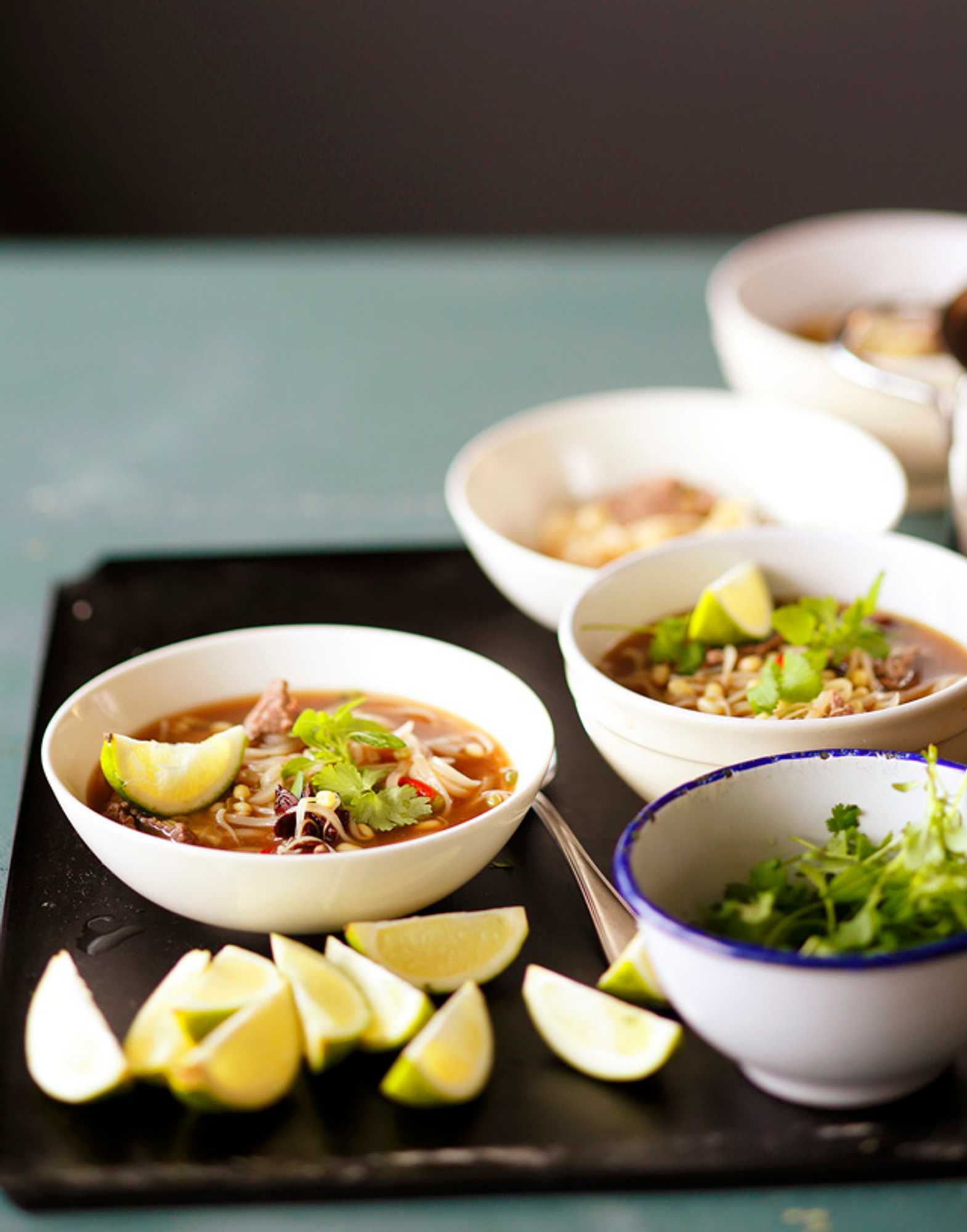 Pho-keitto – katso resepti! | Meillä kotona