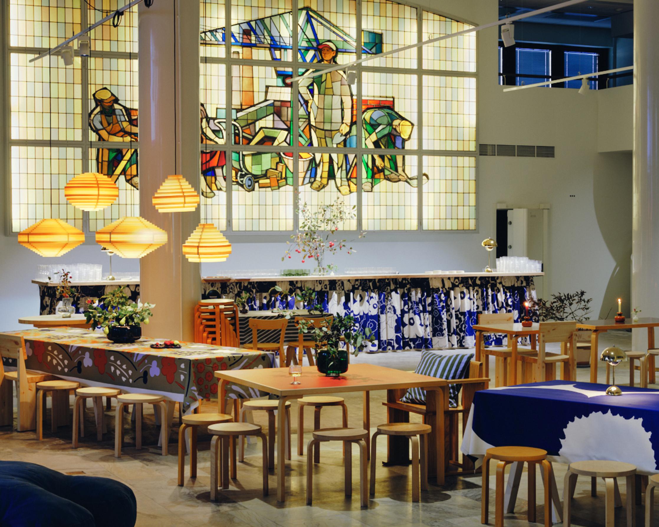 Marimekon Unikko Bar Helsinki Design Weekissa | Kotona