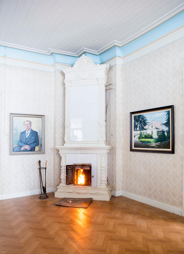 Äiti, kolme pientä lasta ja 650 neliön rämä pitsihuvila | Meidän Talo