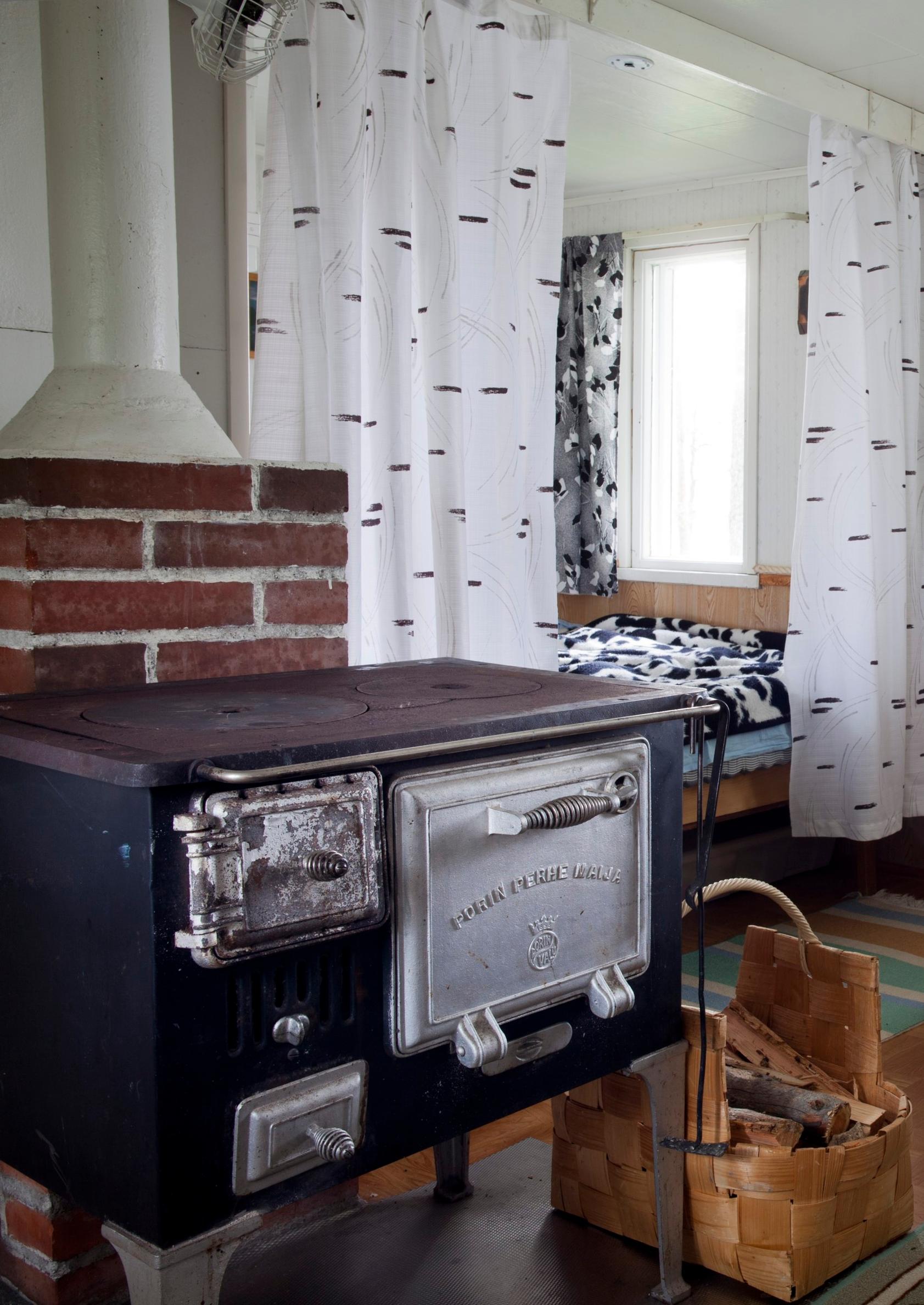 7 x vanha puuhella | Meidän Mökki